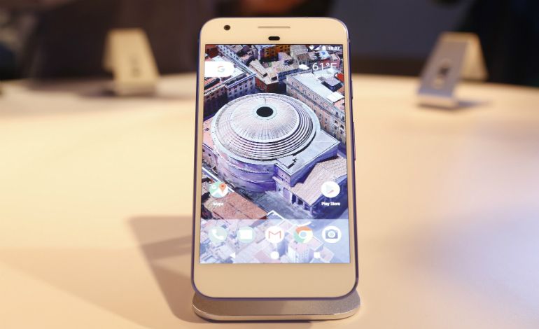 Google Pixel Vs IPhone 7 Flagship Smartphone Specs Comparison Showdown