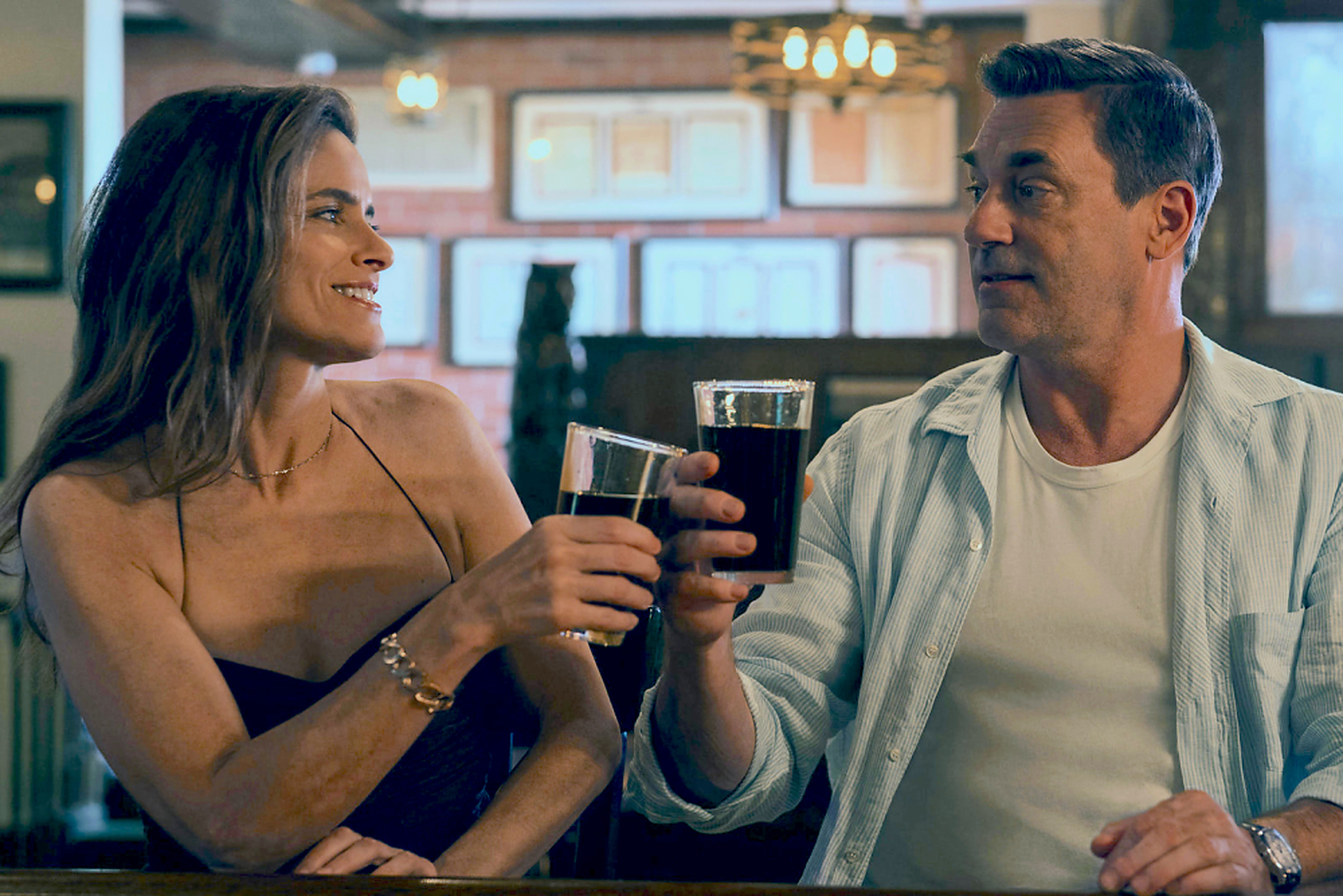 Menopause, Andropause, and Total Chaos: Amanda Peet and Jonathan ...